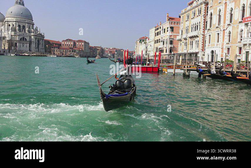 Gondola passing on small Stock Videos & Footage - HD and 4K Video Clips ...