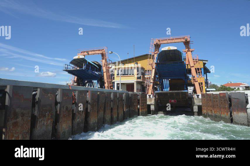 Penang ferry leave terminal Penang Stock Video Footage - Alamy
