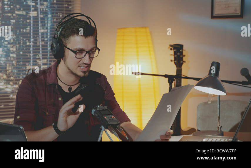 Radio speaker people Stock Videos & Footage - HD and 4K Video Clips - Alamy