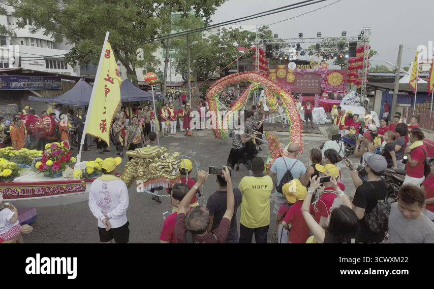 Dragon dance chase the pearl in front dragon boat d Stock Video Footage ...