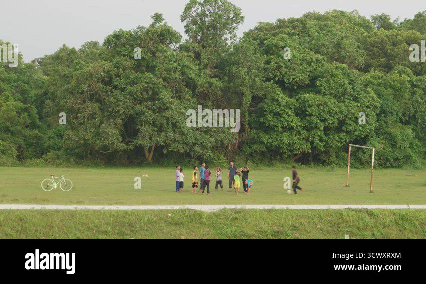 Play cycle Stock Videos & Footage - HD and 4K Video Clips - Alamy