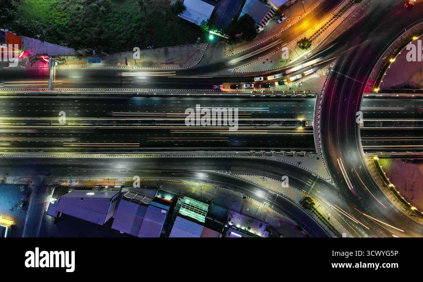 Time lapse expressway top view, Circl Road traffic an important ...