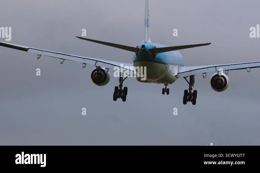 Klm aircraft approaching landing Stock Videos & Footage - HD and 4K ...