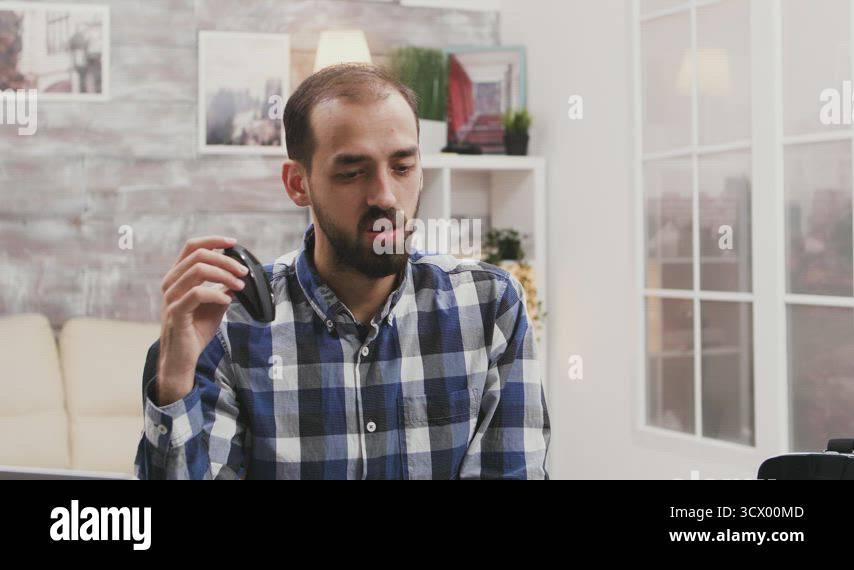 Famous influencer talking and reviewing a modern mouse Stock Video ...