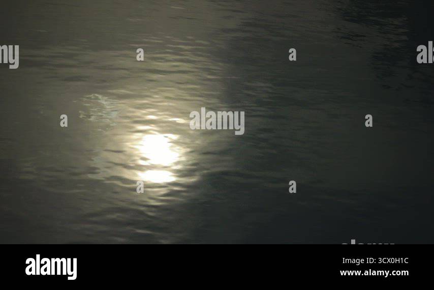 Glare of the sun, reflection of the sun's rays in the water in the Red ...