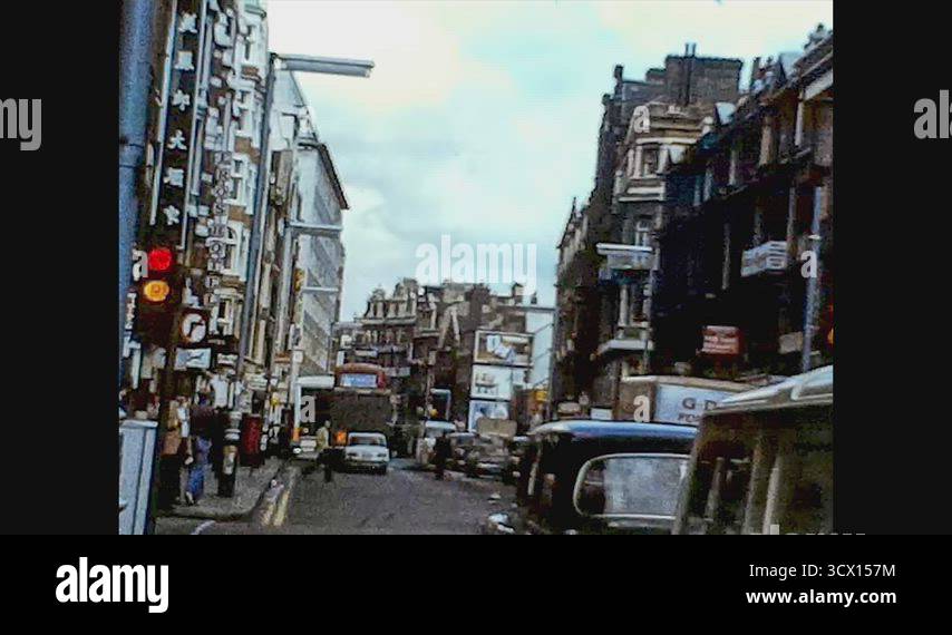 LONDON 1975: Streets of London in daily life taken up in the mid 70's ...