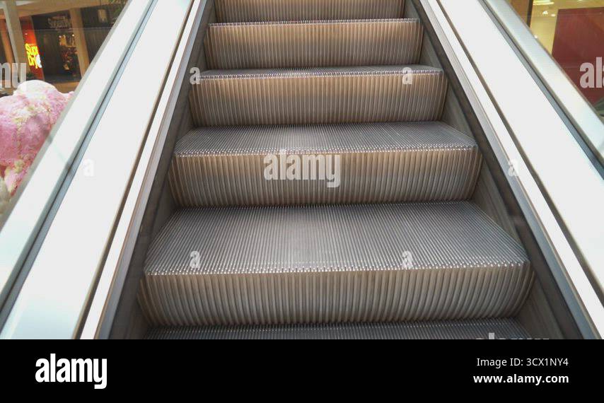 Large escalator Stock Videos & Footage - HD and 4K Video Clips - Alamy
