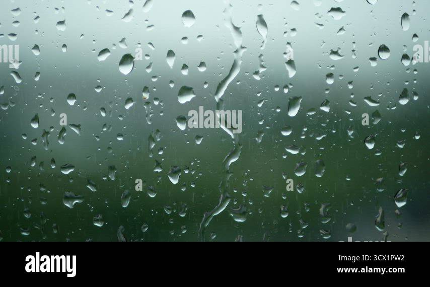 Running drop Stock Videos & Footage - HD and 4K Video Clips - Alamy