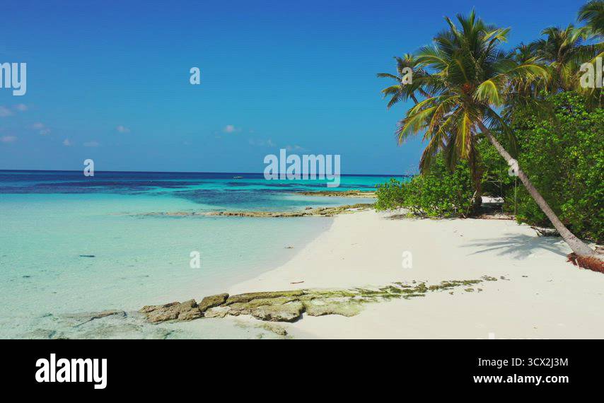 Beautiful overhead abstract view of a white paradise beach and blue sea ...