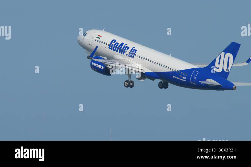 Airplane Airbus A320 take-off Stock Video Footage - Alamy