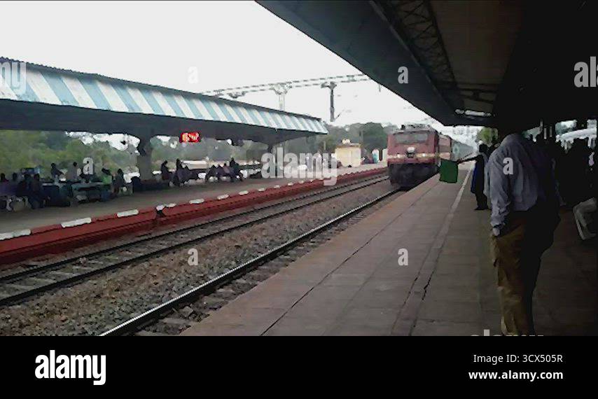 High speed Super fast Rajya Rani Express Intercity trains Express Train ...