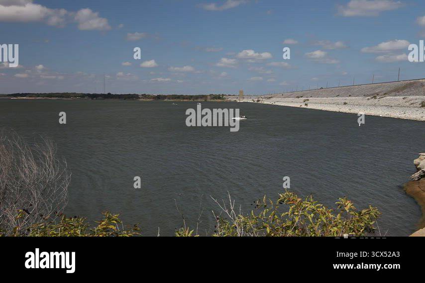 Lake Grapevine Stock Video Footage - Alamy
