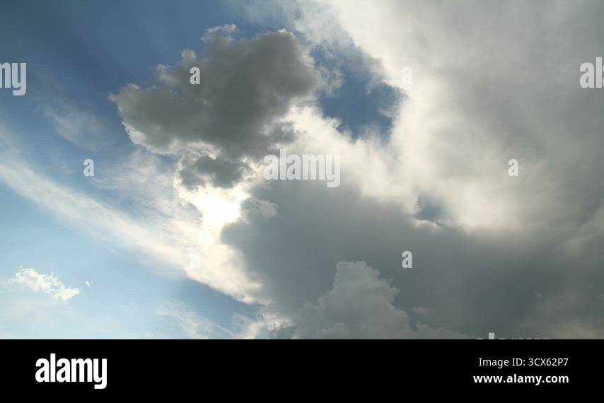 clouds time lapse blue sky 4k Stock Video Footage - Alamy