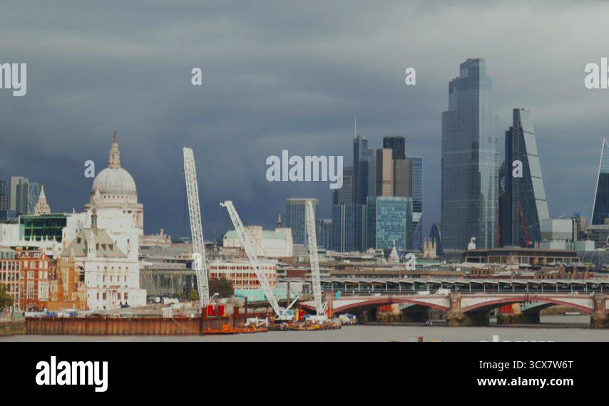 River thames cloudy skyline Stock Videos & Footage - HD and 4K Video ...