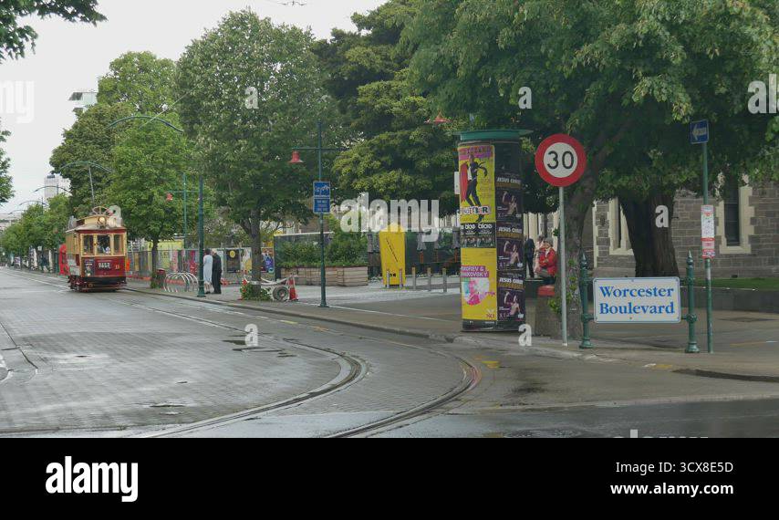 Worcester boulevard Stock Videos & Footage - HD and 4K Video Clips - Alamy