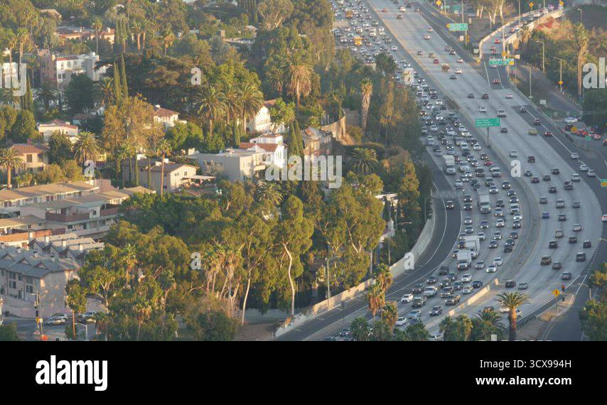 Busy rush hour intercity highway in metropolis, Los Angeles, California ...