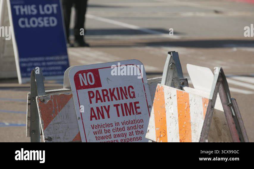 Parking lot sign as symbol of traffic difficulties and transportation ...