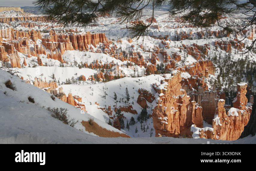 Bryce Canyon in winter, snow in Utah, USA. Hoodoos in amphitheater ...