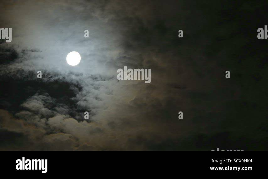 full moon night clouds 4k Stock Video Footage - Alamy