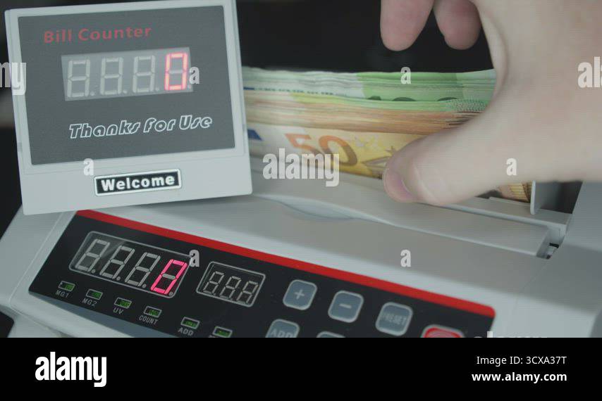 The detector of banknotes for the count of notes and determination of ...