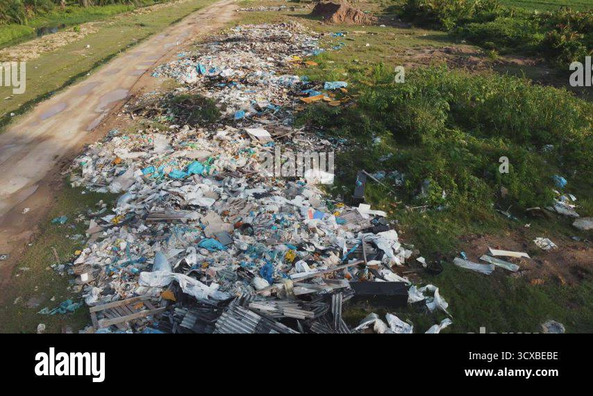 Garbage plastic dump heap Stock Videos & Footage - HD and 4K Video ...