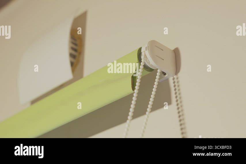 Blinds mechanism Stock Videos & Footage - HD and 4K Video Clips - Alamy