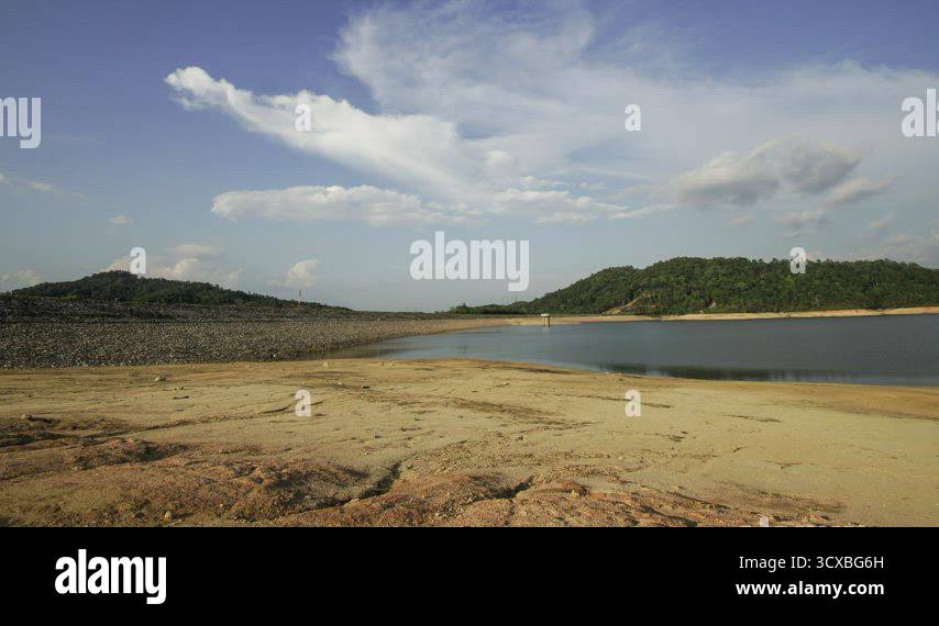 Drained lake Stock Videos & Footage - HD and 4K Video Clips - Alamy