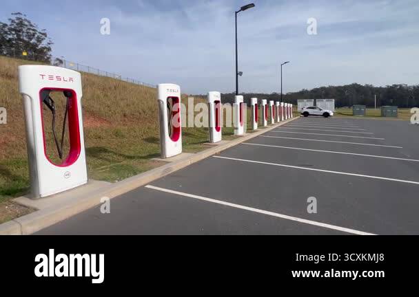 Teslas charging Stock Videos & Footage - HD and 4K Video Clips - Alamy