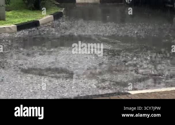 Heavy rain during summer storm Stock Videos & Footage - HD and 4K Video ...