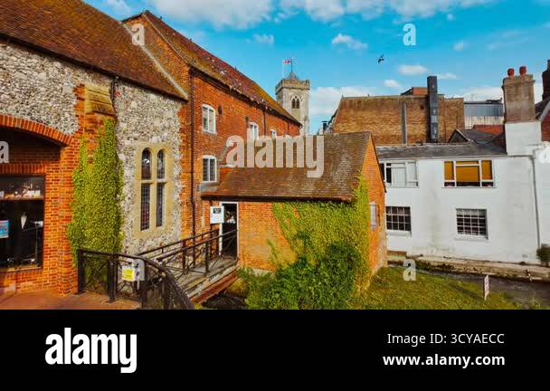 Labyrinth alleys Stock Videos & Footage - HD and 4K Video Clips - Alamy