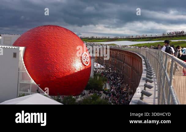 Sphere concourse Stock Videos & Footage - HD and 4K Video Clips - Alamy