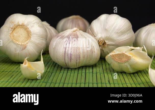 Garlic - vegetable with many beneficial properties for health ...