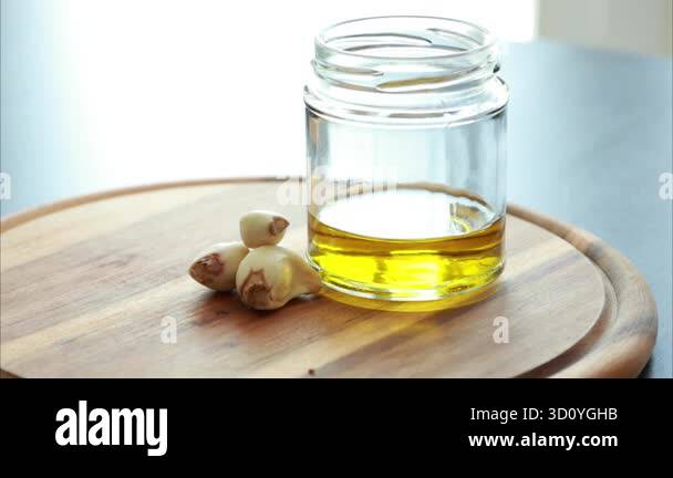 Garlic base view Stock Videos & Footage - HD and 4K Video Clips - Alamy