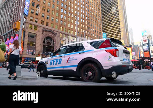 NYPD hybrid police SUV parked in Times Square New York. NYPD hybrid SUV ...