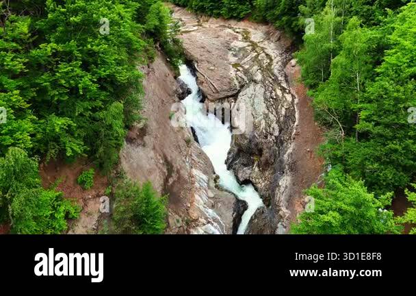 Cascada putna Stock Videos & Footage - HD and 4K Video Clips - Alamy