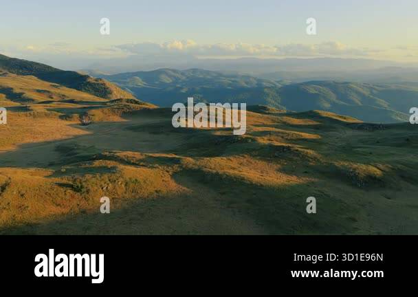 Layered ridges Stock Videos & Footage - HD and 4K Video Clips - Alamy