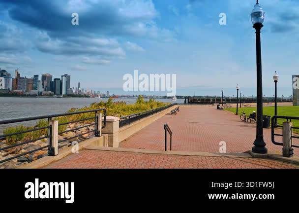 Quay side building Stock Videos & Footage - HD and 4K Video Clips - Alamy