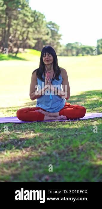 Pose peace Stock Videos & Footage - HD and 4K Video Clips - Alamy