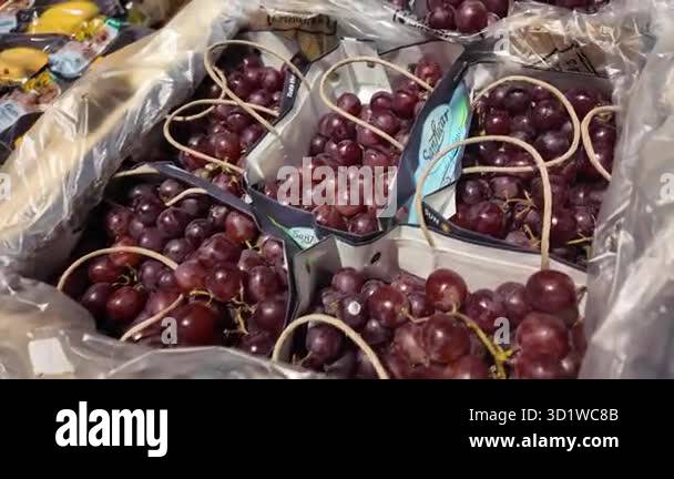 Sweet grapes shop display Stock Videos & Footage - HD and 4K Video ...