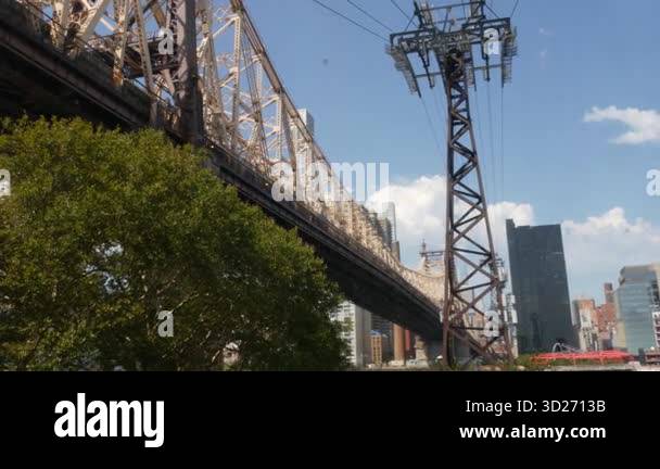New York City, United States - 4 Sept 2023: Roosevelt Island tramway to ...