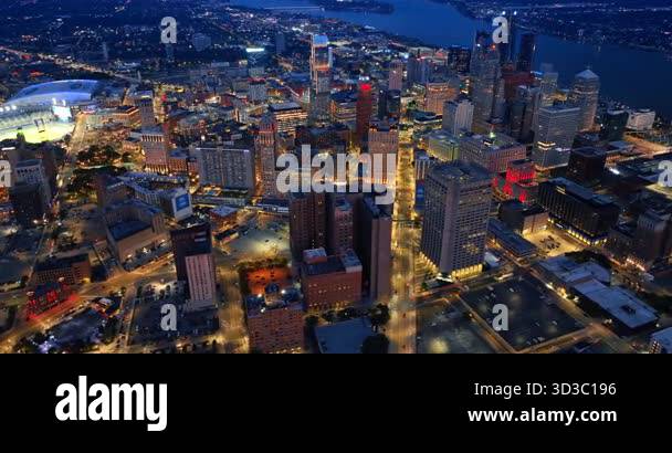 Detroit, USA, 28 July 2025: Spectacular scenery of Detroit downtown ...