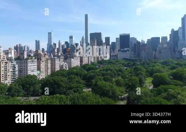 manhattan new york city, aerial view of new york city skyline ...