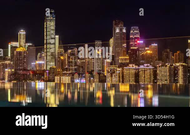Timelapse of the amazing Chongqing cyberpunk city skyline reflected in ...