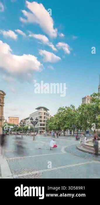 Opera Square Opernplatz timelapse hyperlapse in downtown Frankfurt ...