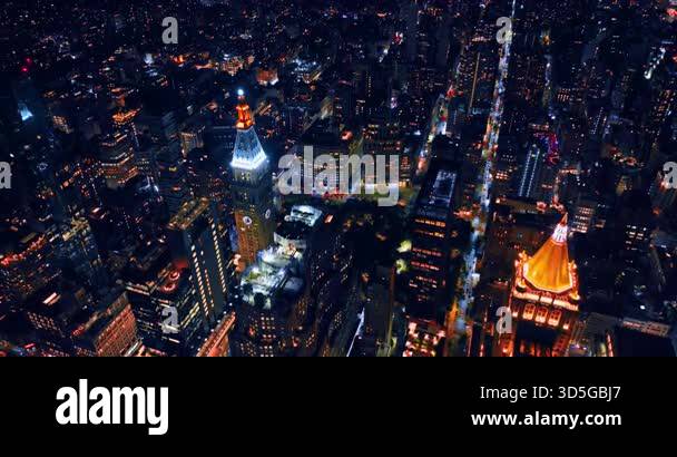 Stunning towers of New York Met Life Insurance Company in the night ...