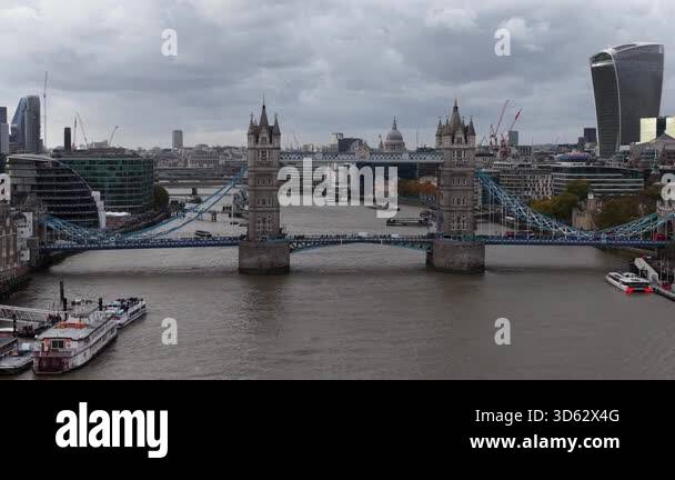 Tower bridge london, bascule, suspension, bridge. Famous icon of the ...