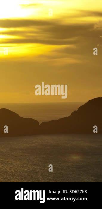 Sunset sky over the sea and tropical islands in El Nido, Palawan ...