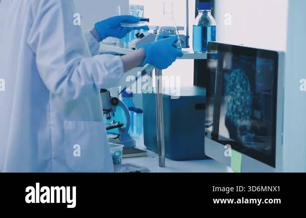 Scientific screen Stock Videos & Footage - HD and 4K Video Clips - Alamy