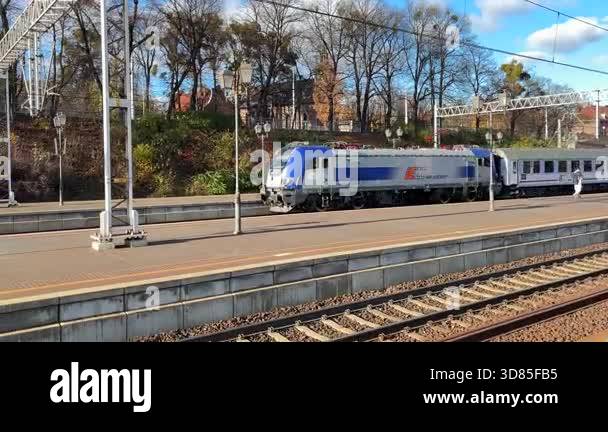 Polish PKP passenger trains entering and exiting Gdansk Glowny main ...