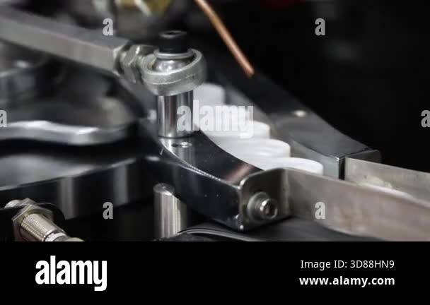 High speed automated production line sorting and transferring plastic ...